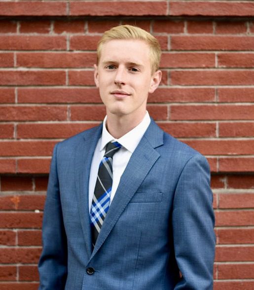 Graduate Spotlight: Zach Leonard '23 Will Work on Business Mergers in ...